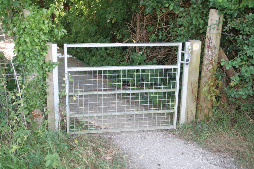 Gates, Fences & Stiles For Public Footpaths, Bridleways & Rights of Way ...